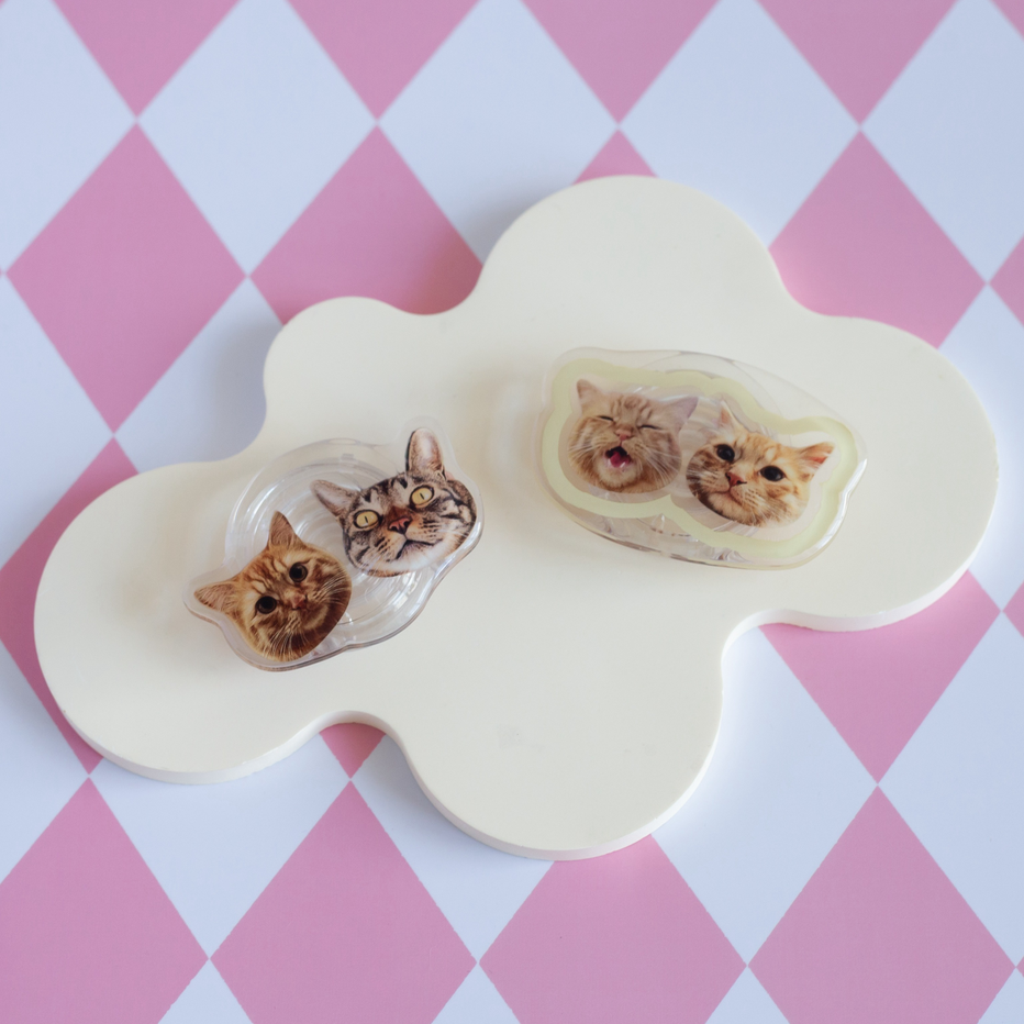 Custom Pet Portrait Phone Holder – Happy & Polly